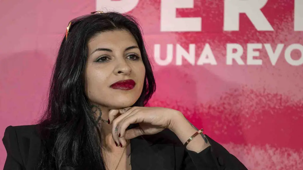 Cazzu Presenta “Perreo, Una Revolución”, su Libro donde Habla del ...